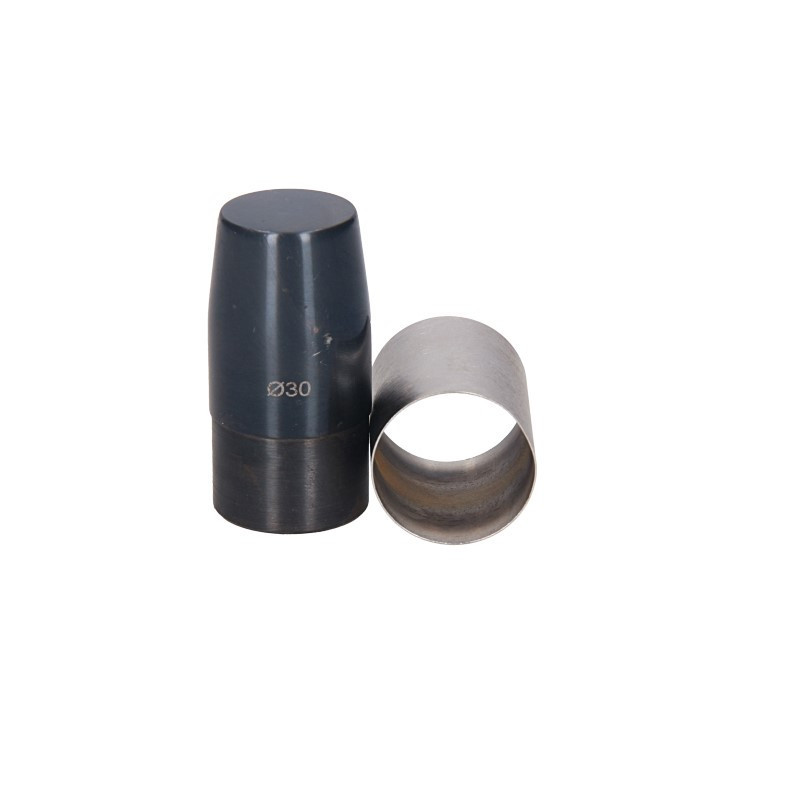 Seal installation tool for hydraulic steering racks with triangular ...